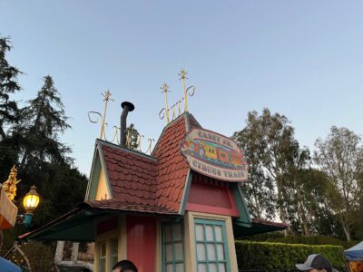 1-Day Disneyland Itinerary - The Disney Specialist