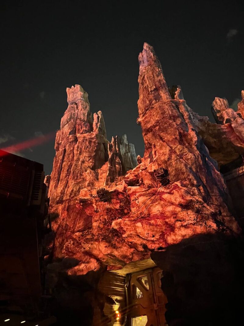 Shadows of Memory: A Skywalker Saga Attraction Review