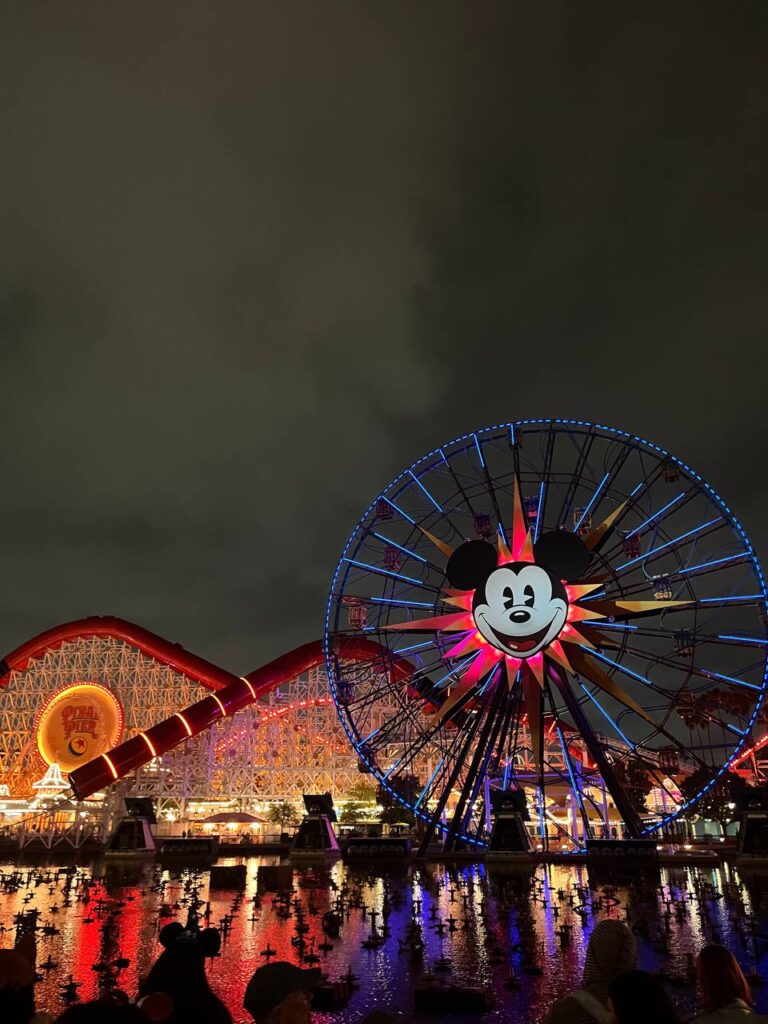 World of Color Happiness Show Review: Is it Worth Seeing? - The Disney ...
